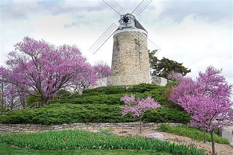 14 Best Small Towns To Visit In Kansas WorldAtlas