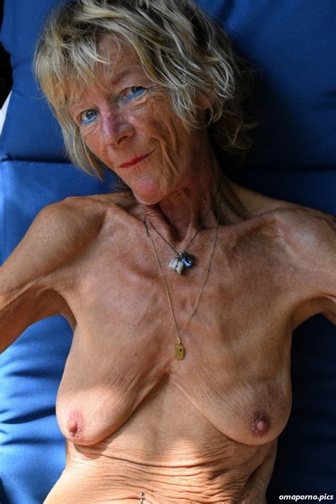 Faltige Hängetitten Oma Porno Foto