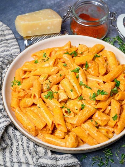 Creamy Paprika Chicken Pasta Skinny Spatula