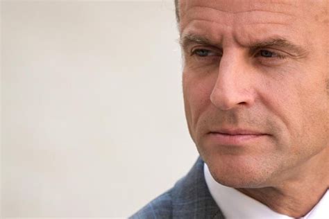 Personne ne la emporté Emmanuel Macron appelle au rassemblement
