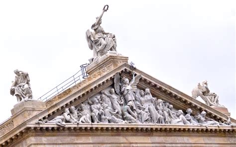 FRONTISPICIO DE LA BIBLIOTECA NACIONAL MADRID 8866 10 2 2 Flickr