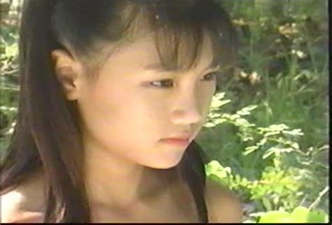 過去の名作西村理香 2歳 JavPeep