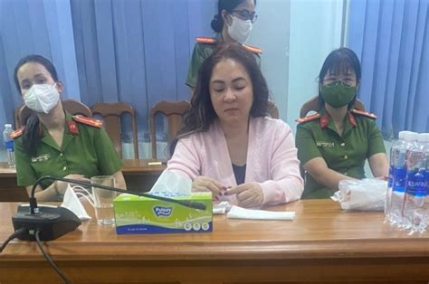 Công an TP HCM đề nghị truy tố bà Phương Hằng tội lợi dụng quyền tự do