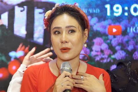 Hồ Bích Trâm Tôi khóc khi nhớ lại cảnh bị Lê Giang tát