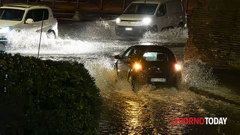 Allerta Meteo Livorno Domani Verso La Chiusura Della Scuole