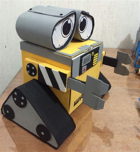 Haz un experimento Requisitos Terminología el robot wall e servidor