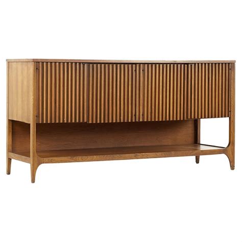 Broyhill Brasilia Mid Century Walnut Fluted Buffet