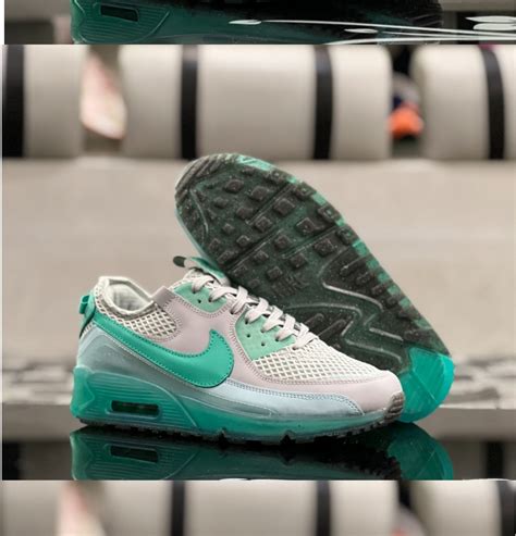 T Ng H P V I H N V M H Nh Smart C A Nike M I Nh T Coedo Vn