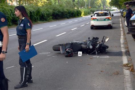 Incidente Mortale A Milano In Viale Fulvio Testi Mi Tomorrow