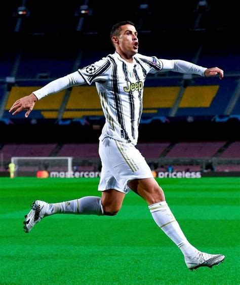 Pin By Barbara Hegedus On Cristiano Ronaldo Cristiano Ronaldo