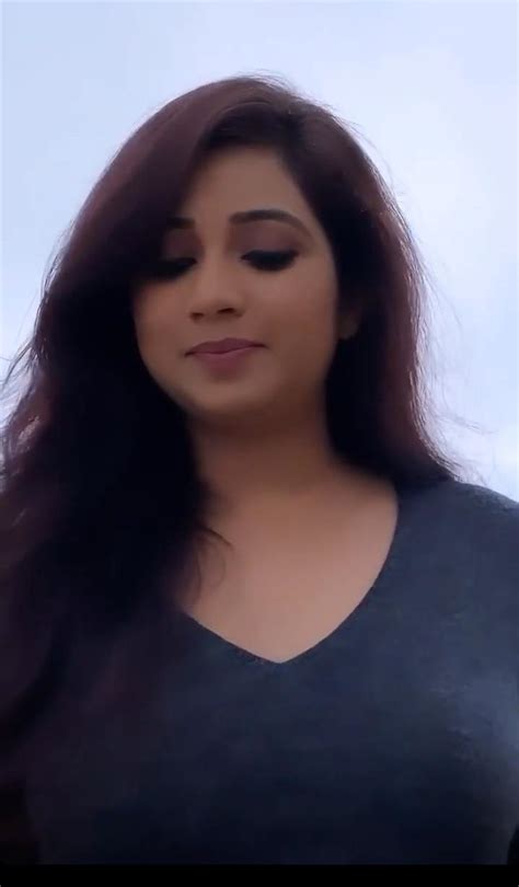 Shreya Ghoshal Has Such A Big Boobs Innocent Face And Busty Figure Make Her More Seductive