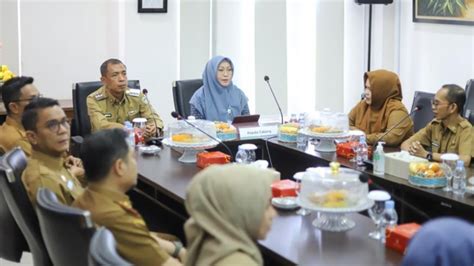 Peduli Kesehatan Warga Parepare Pj Wali Kota Akbar Ali Bersama BPJS