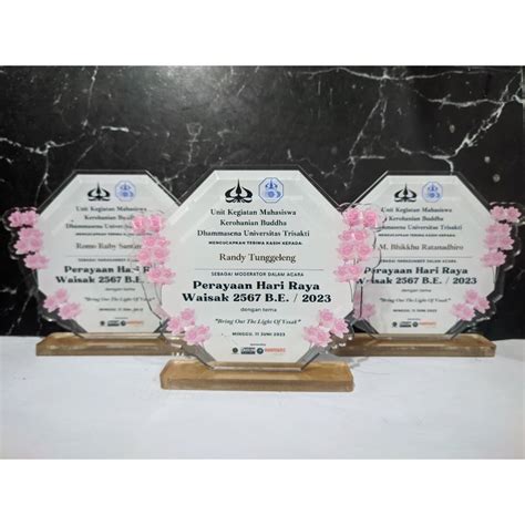 Jual Plakat Plakat Akrilik Plakat Akrilik Custom Plakat Akrilik
