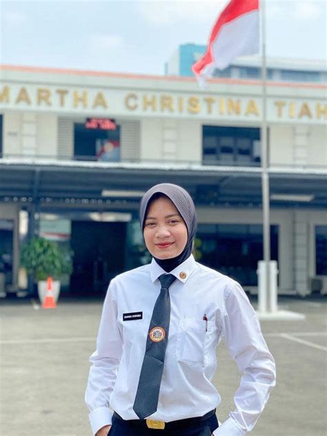 6 Potret Diananda Choirunisa Istri TNI Yang Jadi Atlet Panahan