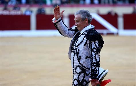 El triunfal adiós a los ruedos de Luis Reina titular de la jornada taurina