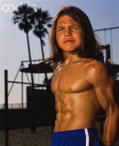 L Enfant Le Plus Muscl Du Monde Oozanger