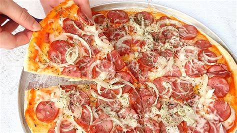 Pizza Caseira Como Fazer Massa de Pizza Caseira Fácil YouTube
