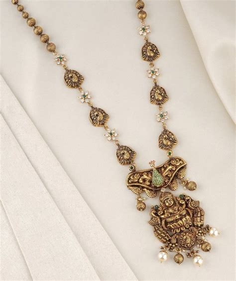 Pin By Kavitha Sridhar On Antique Jewelry Antique Necklaces Design