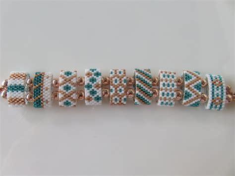 Bracelet tissé main en perles Miyuki Delicas 11 0 blanc turquoise et