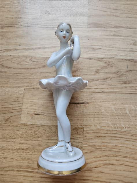 Figurka Porcelanowa Baletnica Porcelana Warszawa Kup Teraz Na