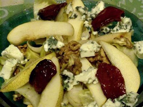 Salade D Endives Poire Et Roquefort Recette Ptitchef