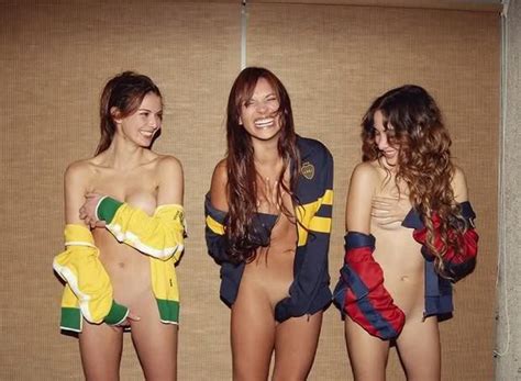 Three Happy Embarrassed Girls Porn Pic Eporner