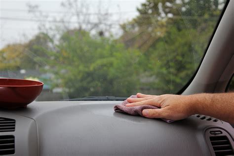 How To Clean Inside Of Car Window
