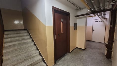 2x ZREMB Osiedlowy z 1995 roku meblówka 1 Szybowcowa 54