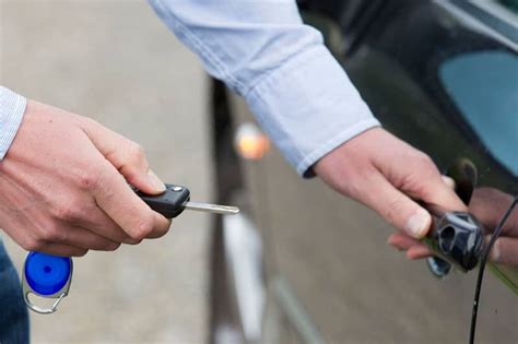 Why A Car Door Won T Lock And What To Do About It Car Roar
