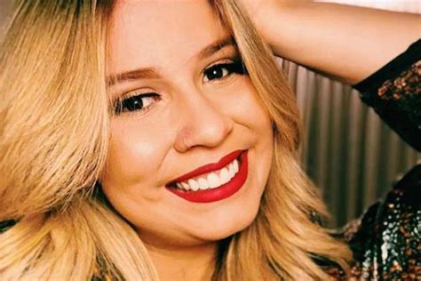 Marília Mendonça aparece mais magra e fala sobre dieta Veja Área VIP