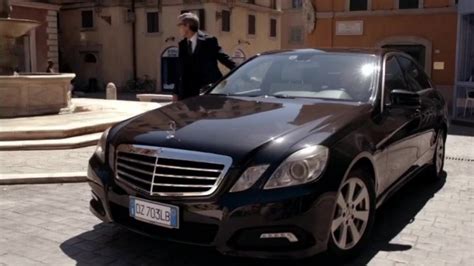 Imcdb Org Mercedes Benz E Klasse W In Il Bello Delle Donne
