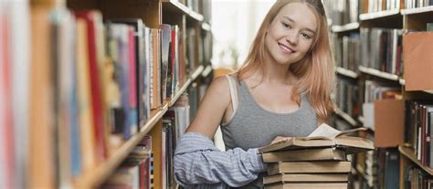 Najpopularniejsze kierunki studiów w Polsce w 2024 roku Wiemy które