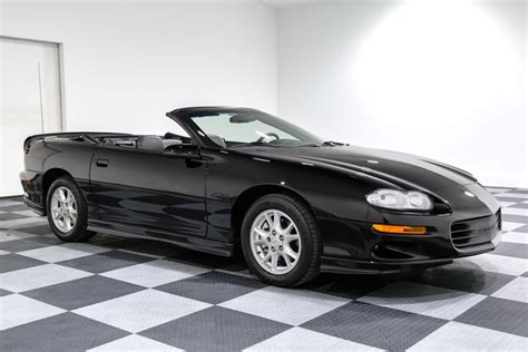 2002 Chevrolet Camaro American Muscle CarZ