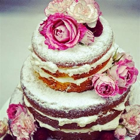 Mi boda en rosa La última tendencia en tartas naked cakes