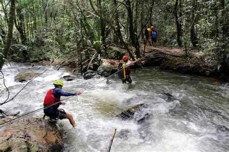 Khó quản du lịch mạo hiểm