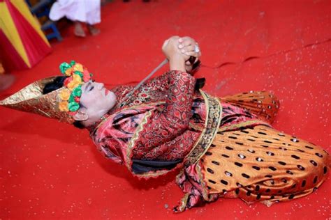 14 Tari Tradisional Khas Sulawesi Selatan Dilengkapi Penjelasan Blog