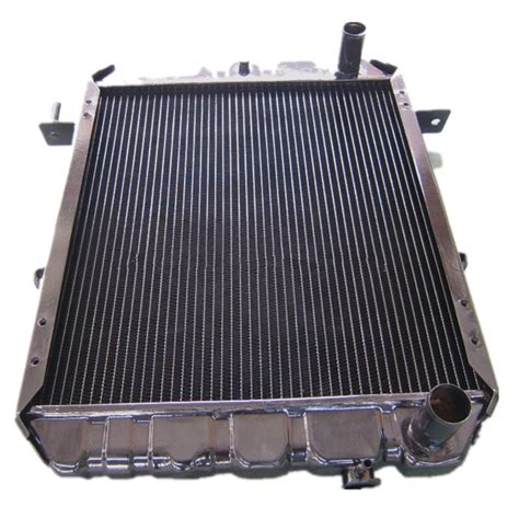 8972403450 Factory Price Car Spare Parts Cooling Systsem Radiators For
