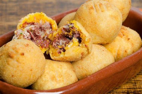 Receita De Bolinho De Mandioca Recheio De Carne Seca Especial