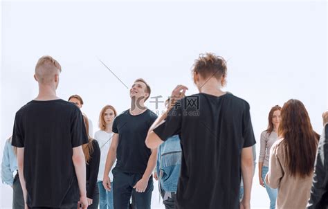 一群形形色色的年轻人高清摄影大图 千库网