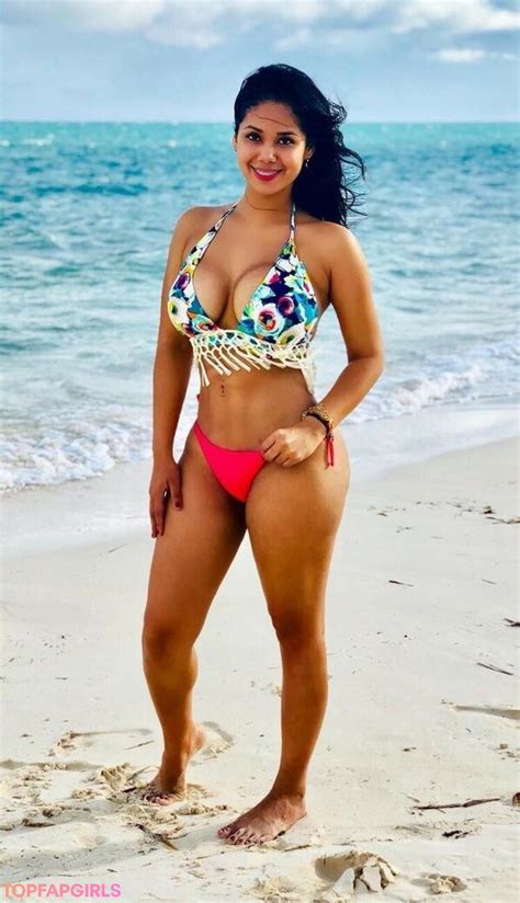 Itcel Macias Nude OnlyFans Leaked Photo 2 TopFapGirls