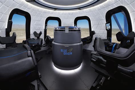 Представлен интерьер космического корабля New Shepard