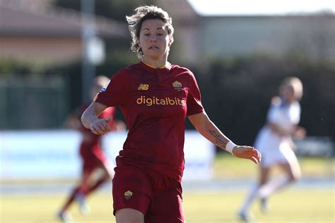 Femminile Giacinti Volevo mollare il calcio poi è arrivata la Roma
