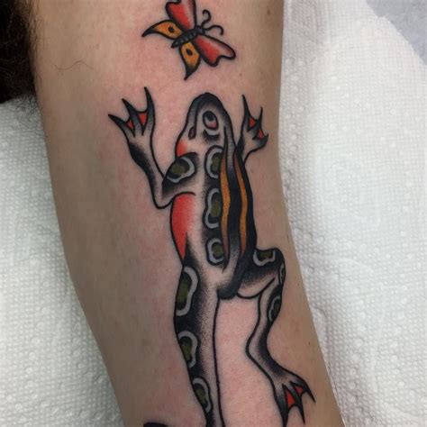 Update 75 Frog Traditional Tattoo Best In Cdgdbentre