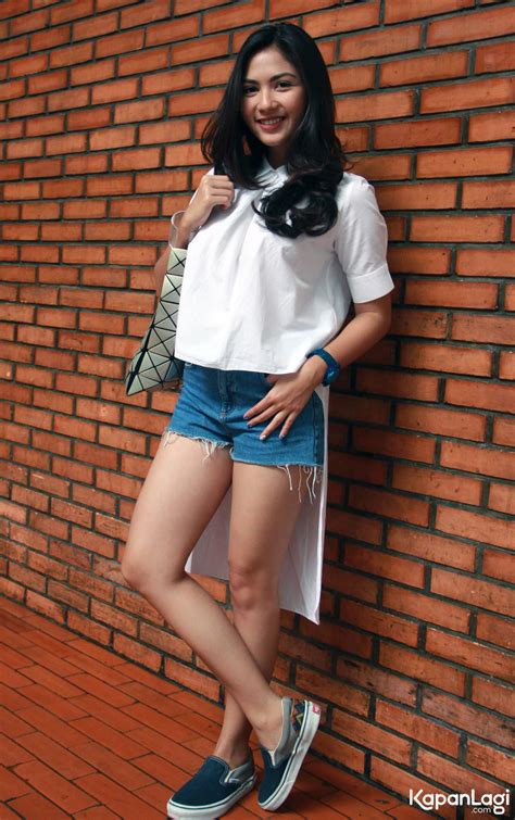 Jessica Mila Koleksi Foto Foto Hot Dan Seksi Jessica Mila 7