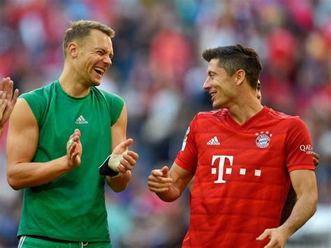 Robert Lewandowski pożegnany przez Manuela Neuera Tak skomentował