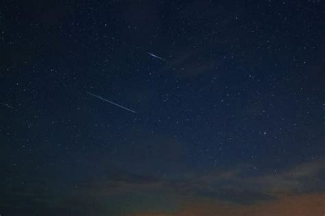 Confira Imagens Impressionantes Da Chuva De Meteoros Perseidas