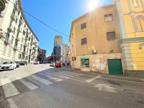 Locale Commerciale Corso Vittorio Emanuele Napoli Rif