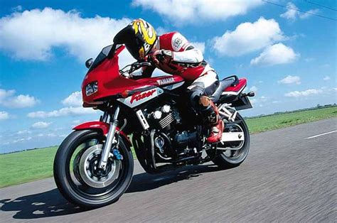 Yamaha Fzs Fazer Moto Zombdrive