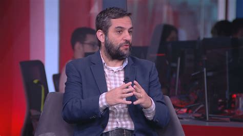 Crescimento da 3ª via dificulta decisão no 1º turno diz cientista