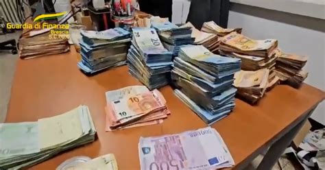 Scoperta Una Banca Abusiva Cinese 21 Indagati La Guardia Di Finanza